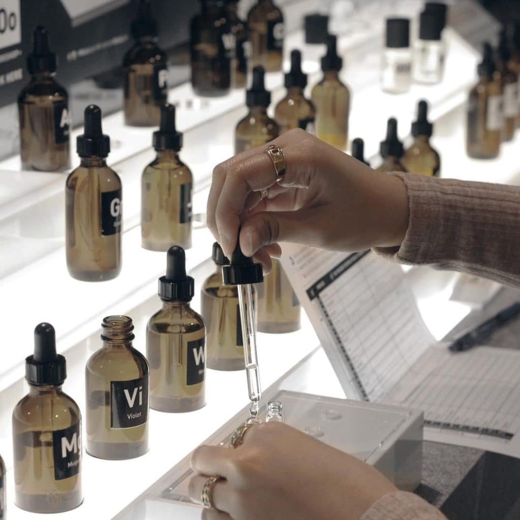 Make Your Own Perfume in The UAE: Best Custom Perfumeries