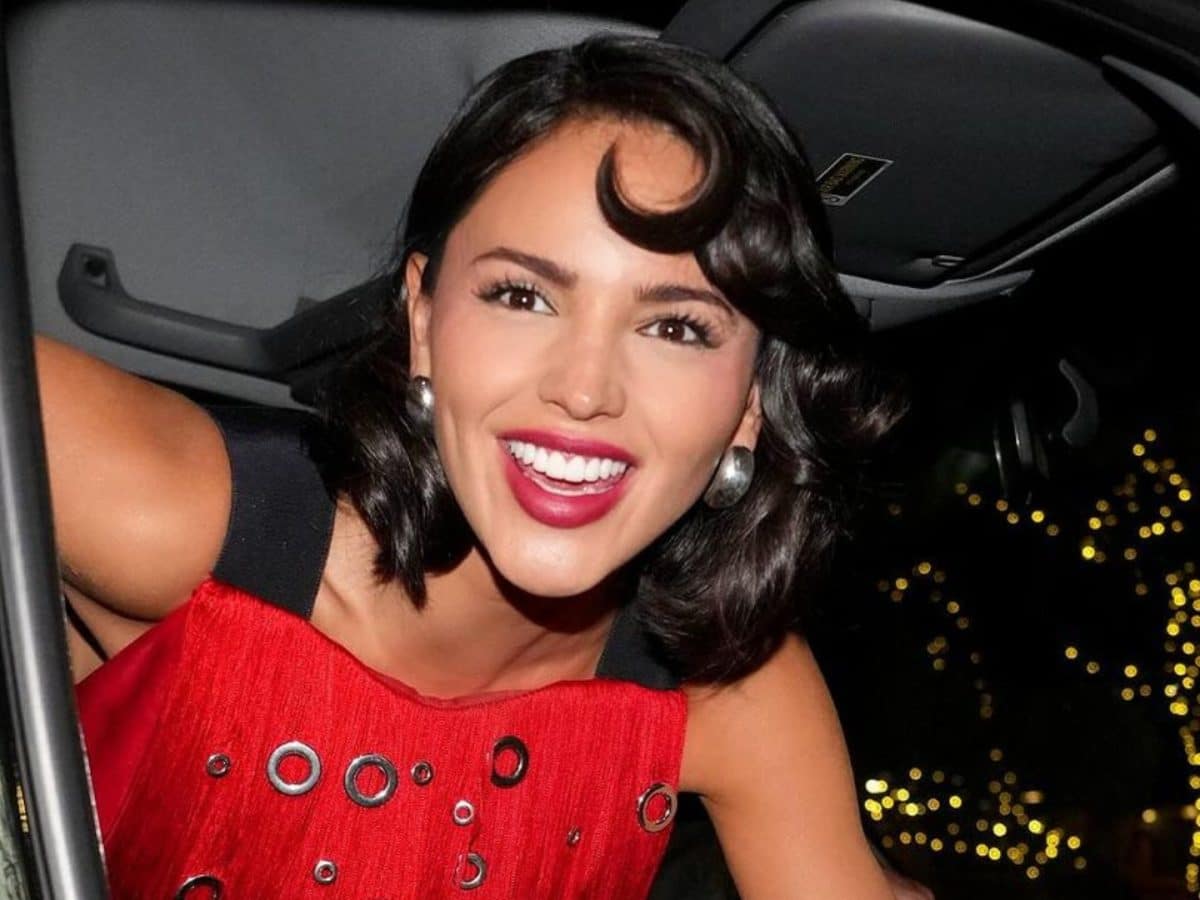 Eiza Gonzalez - News, Photos & Videos on Eiza Gonzalez | Harper's ...