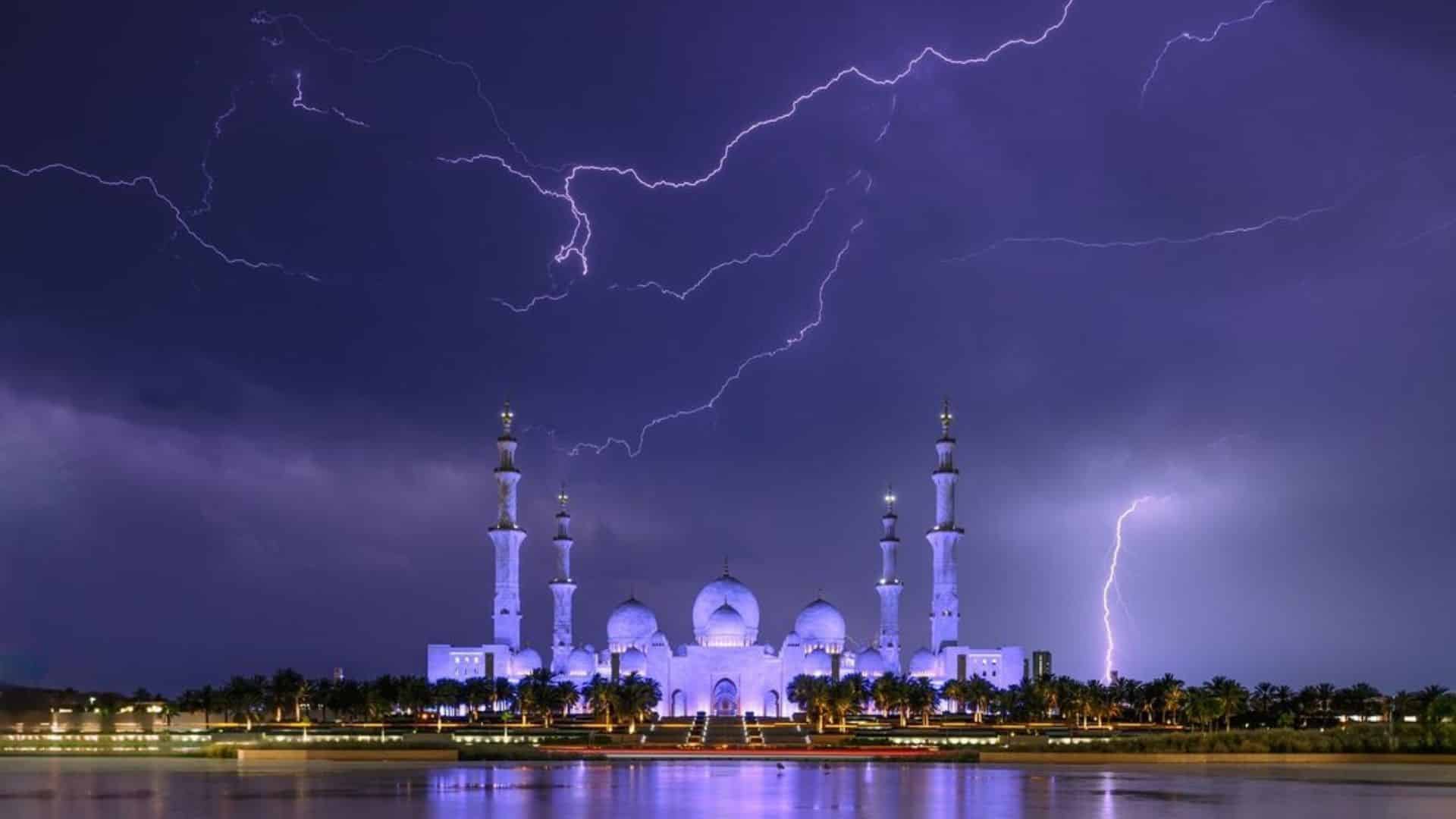 Dubai Storm Pictures: UAE Photogs Capture Magnificent Images