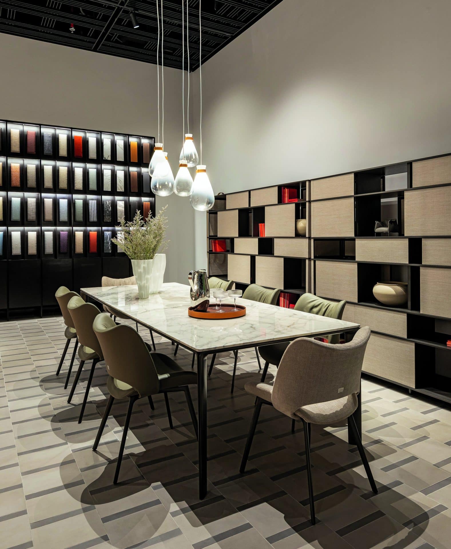 Poltrona Frau Has Opened Its First Mall-Based Store in Dubai | Harper's ...