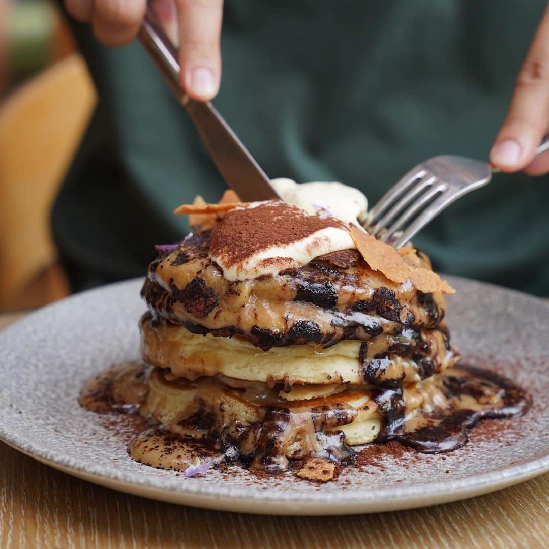 16 Best Breakfast Spots in Dubai: Where To Go With The Girls