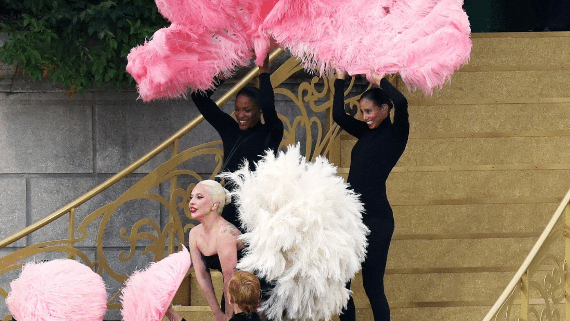 Ooh La La! Lady Gaga, Celine Dion, and More Surprise Appearances from ...