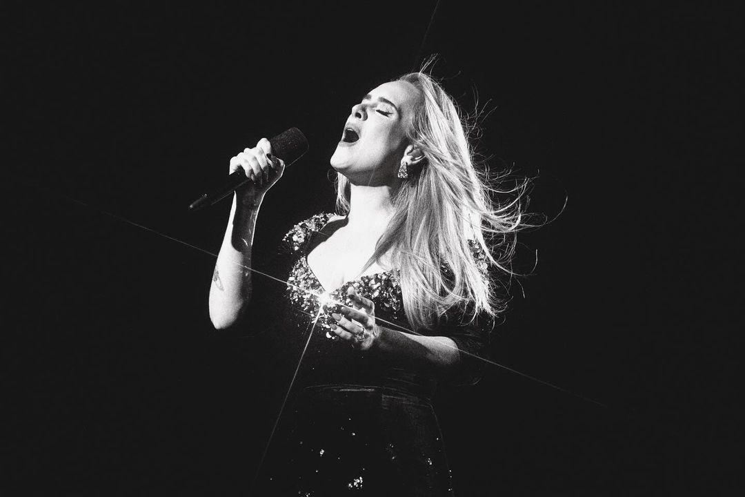 Adele Confirms She Is Engaged With A Pear Shape Diamond