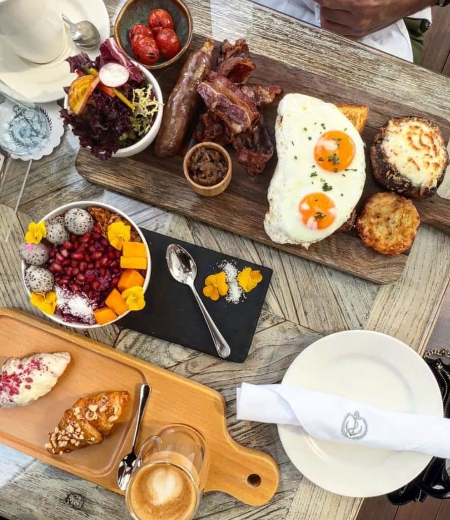 25 Best Breakfast Spots in Dubai: Where To Go With The Girls