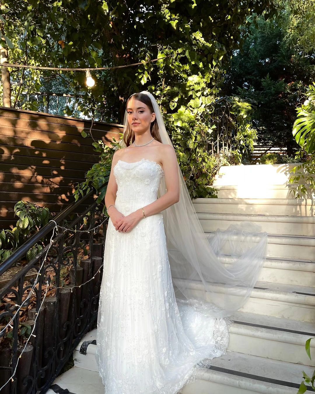 Inside Beril Pozam and Ersin Arıcı’s Intimate Wedding