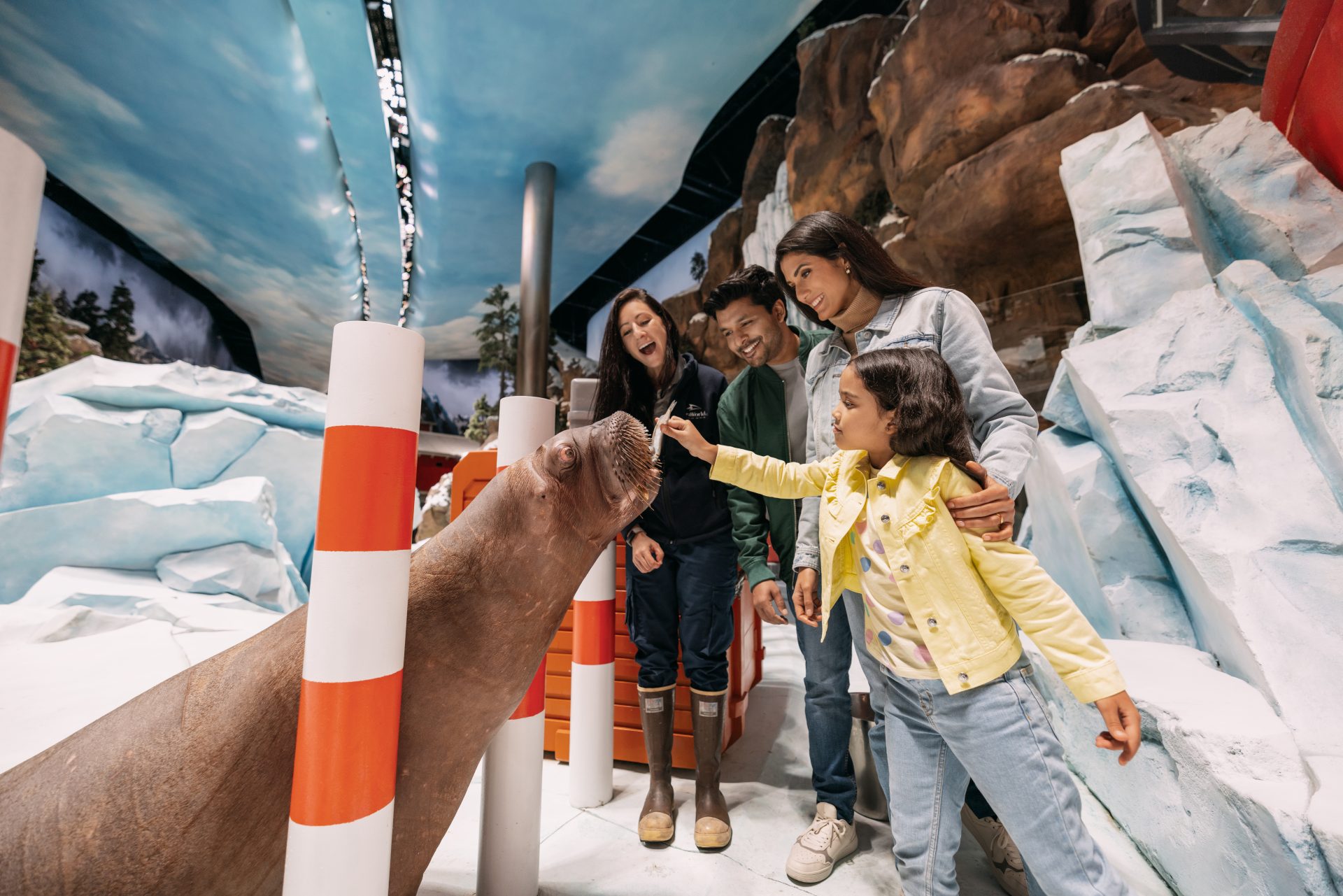A Sea Change: SeaWorld Yas Island Abu Dhabi Unveils Its First Ever Art ...
