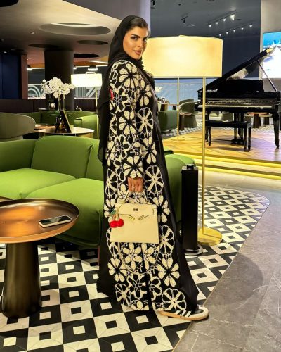 15 Qatar Influencers That Need To Be On Your Radar