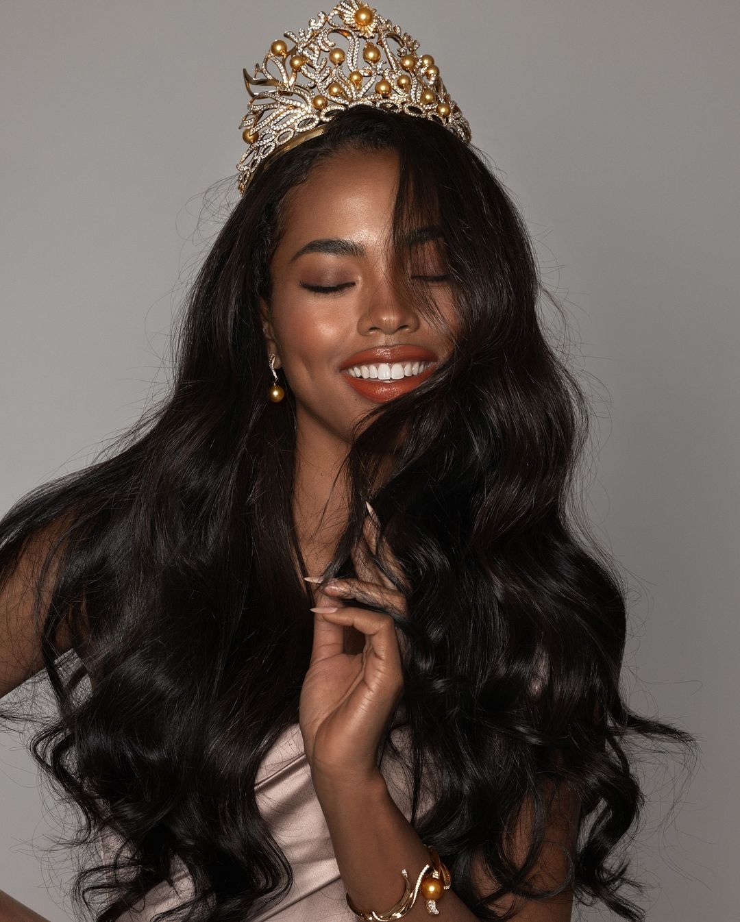 Who Is Miss Philippines Chelsea Manalo? 5 Facts You Need To Know