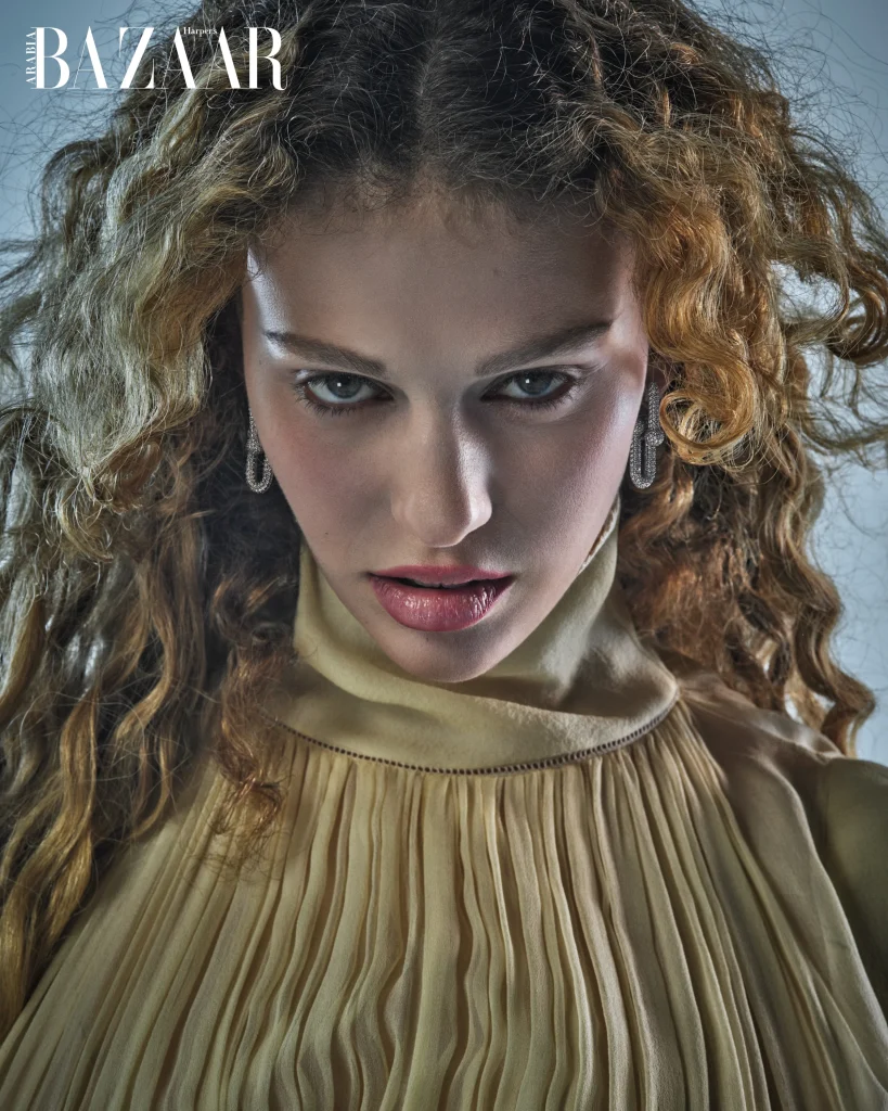 "I Want To Spread Light To The World" Elyanna is Harper's Bazaar Arabia ...