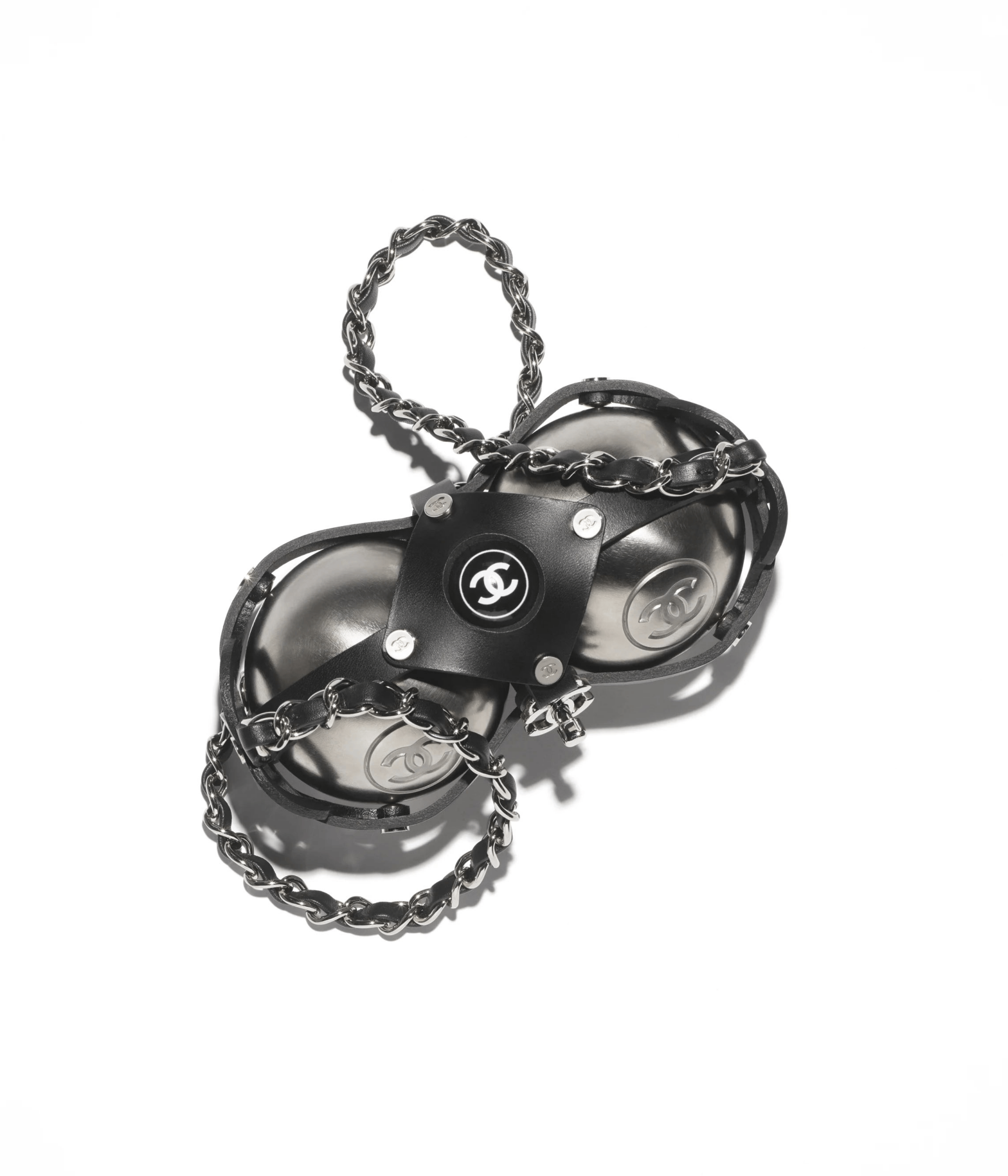 How To Wear Your Watch Like A Fashion Editor: Bvlgari's Serpenti ...