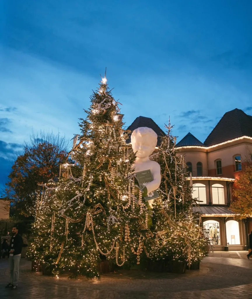 Our Guide To Festive Days At Bicester Village - Harper's Bazaar Arabia