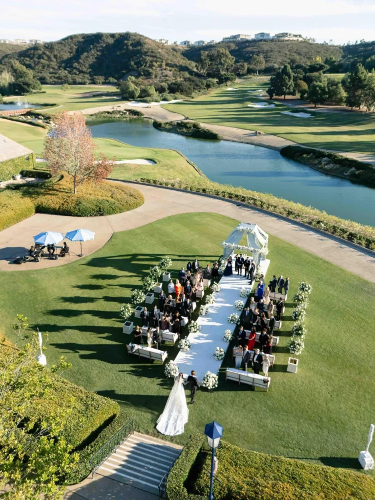Dominique Plewes Weds Steven Koura: A Timeless, Elegant Affair at the ...