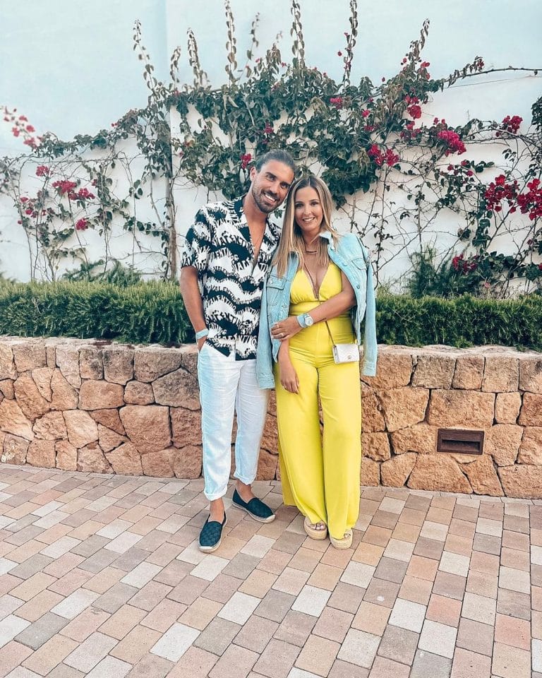 Who is Rúben Neves' Fiancée Debora Lourenco?
