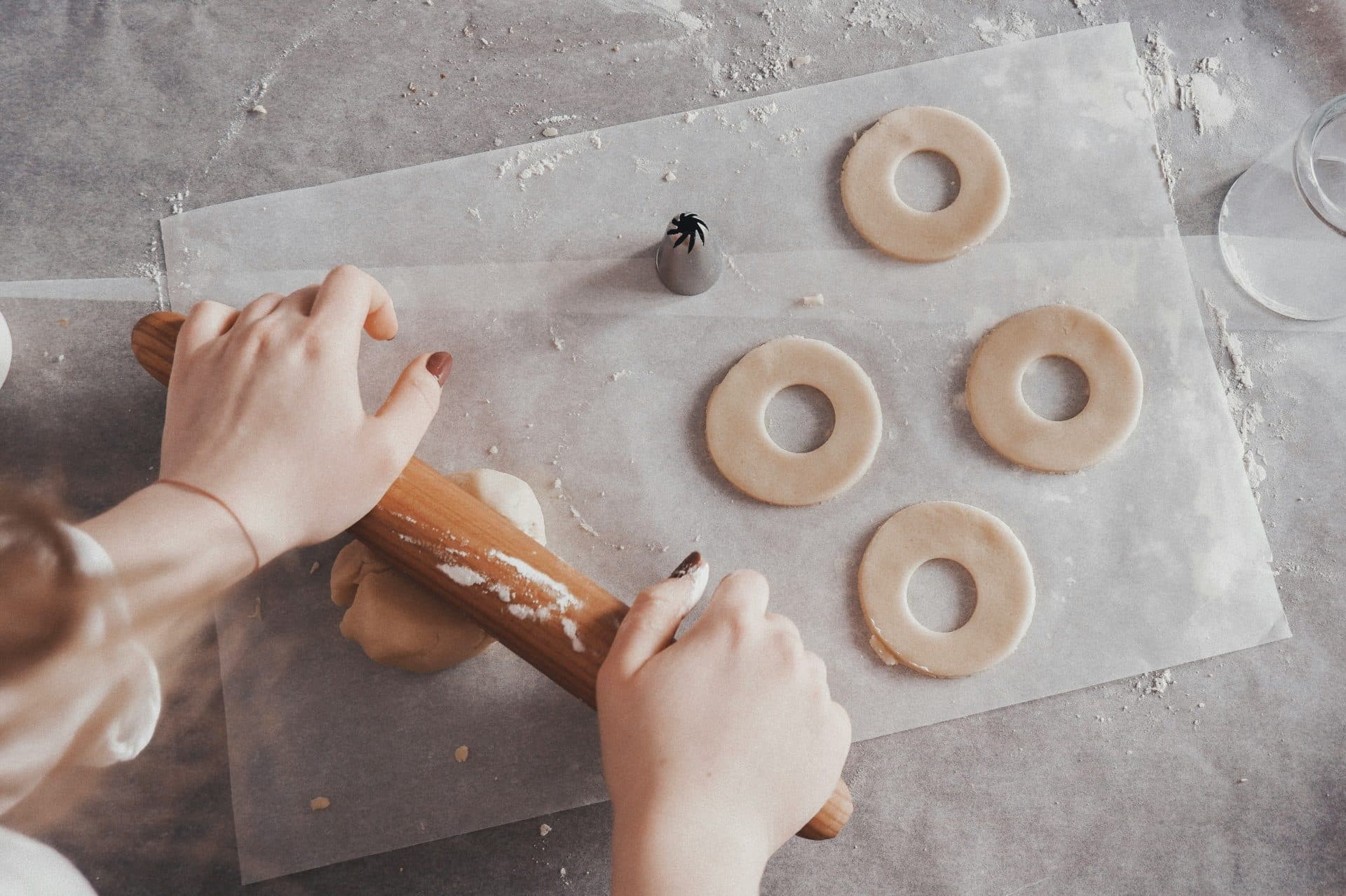 What is a Trad Wife? The Rise of The Homestead Influencer – And Its ...