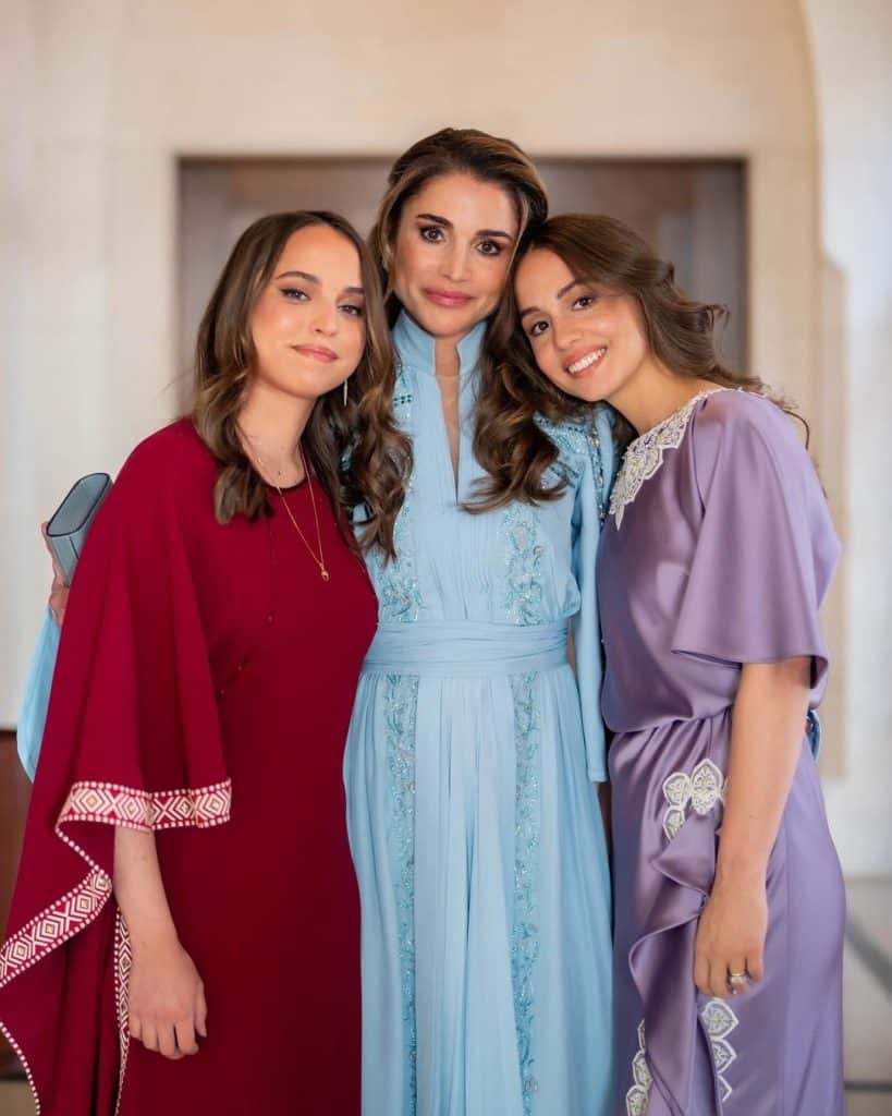 Queen Rania Shares A Sweet Moment With Princess Salma