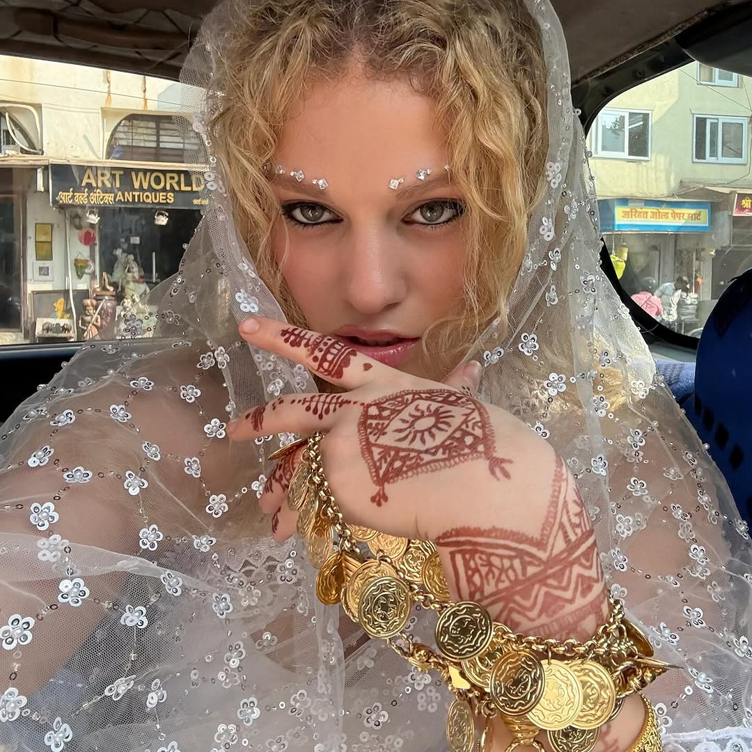 How To Channel Elyanna's Henna Artists This Eid - Harper's Bazaar Arabia